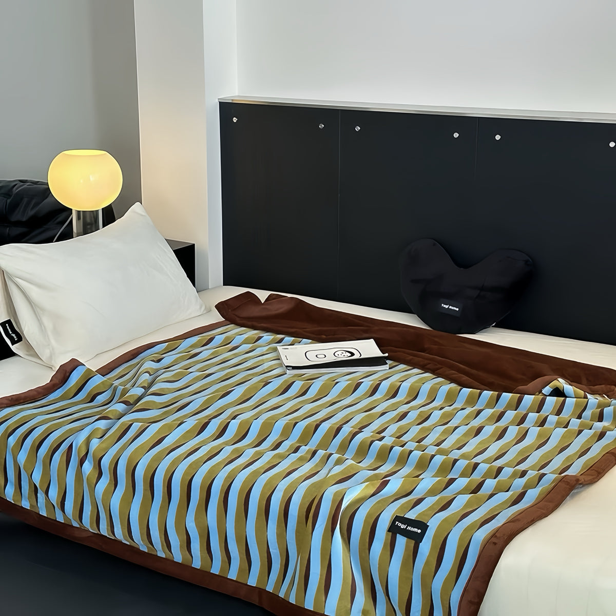 Tagi Blanket – JaCasa
