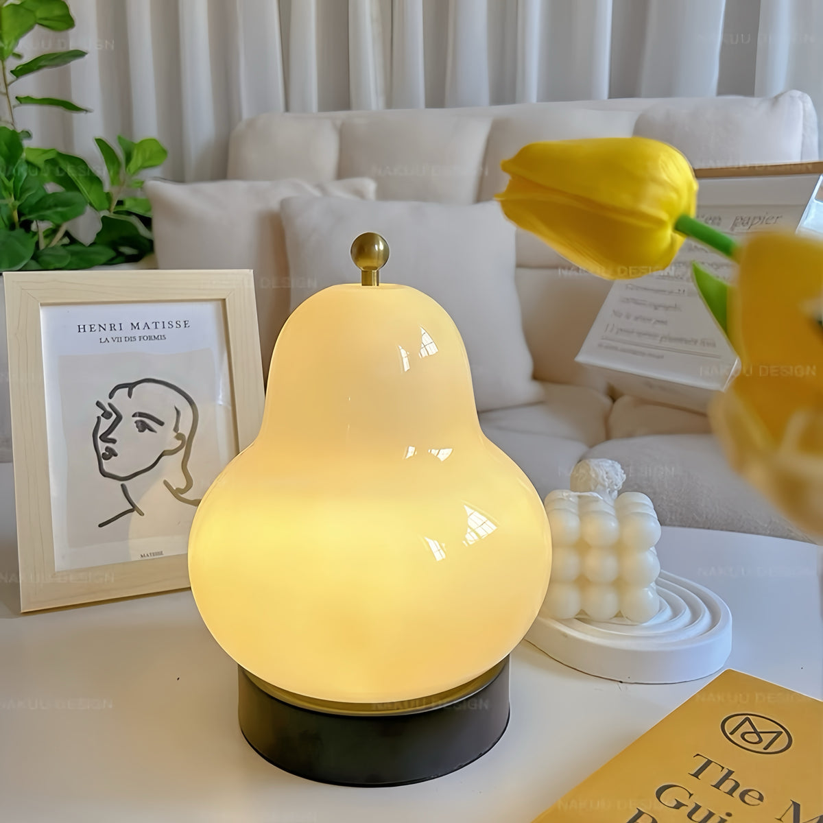 Pear Table Lamp – JaCasa